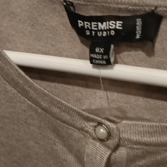 Premise | Tops | Nwt Premise Studio Taupe 34 Sleeve Light Cardigan Wpearl Buttons Frontcuffs Ox ...
